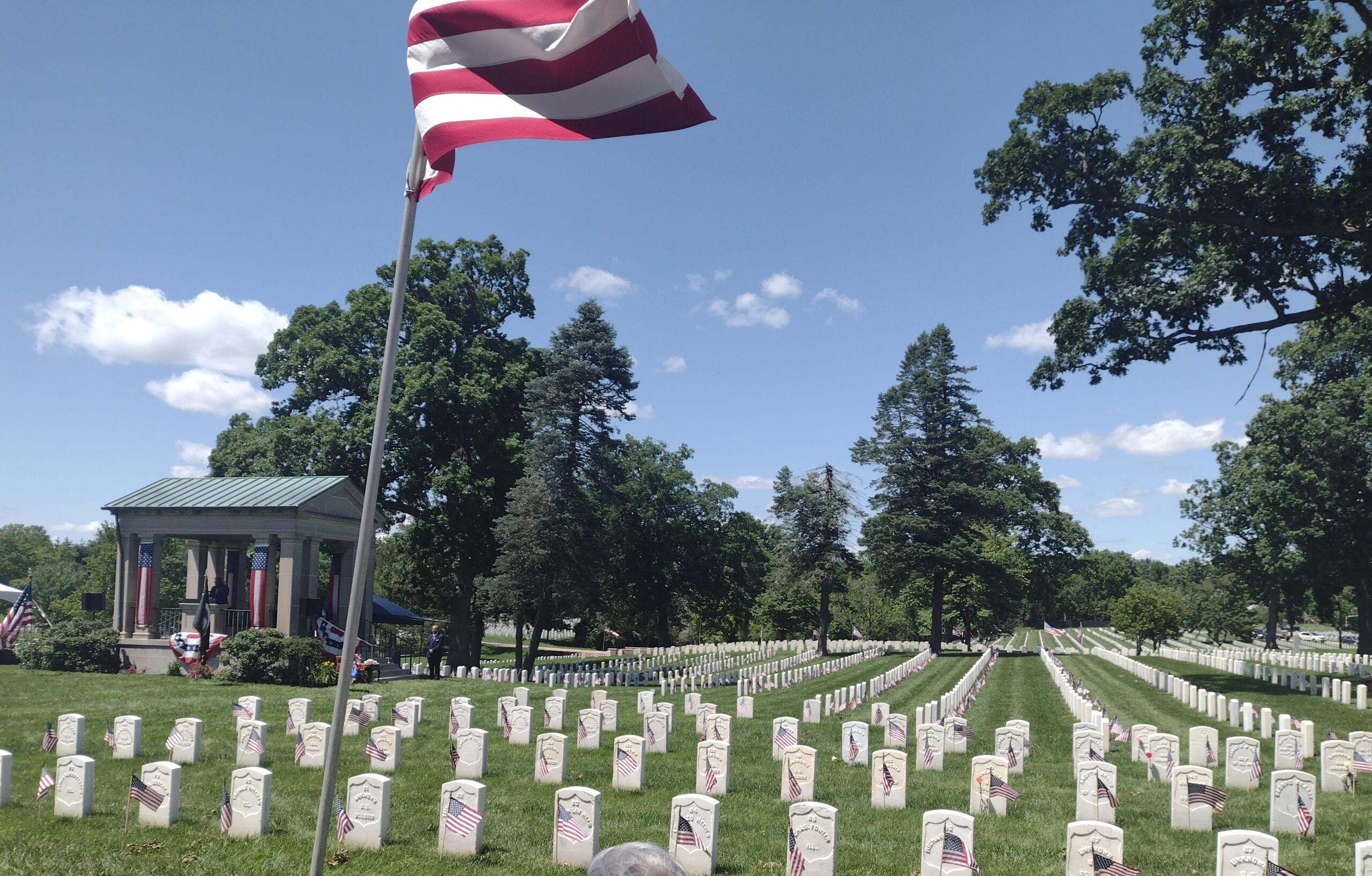 » Hundreds gather for Memorial Day Remembrance